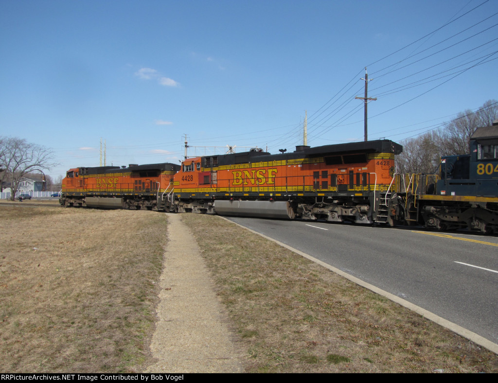 BNSF 4428 and 5516